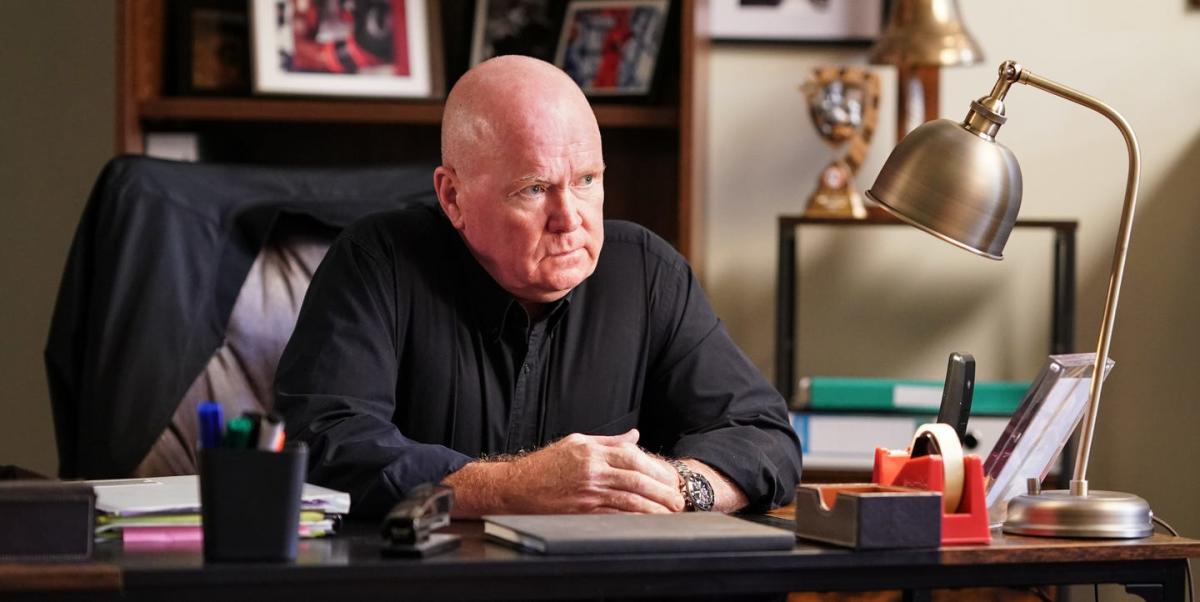 EastEnders’ Phil to cause concern in Christmas loneliness plot - Daily News