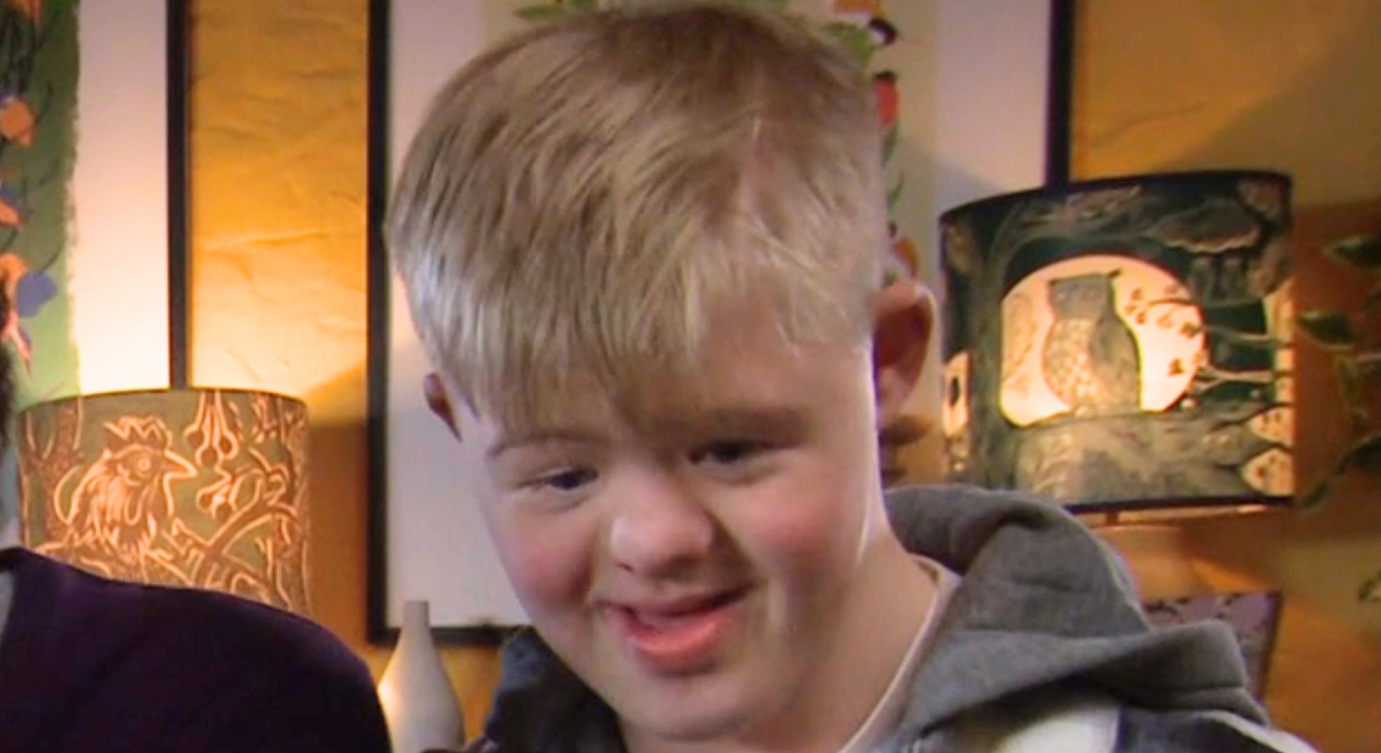 Emmerdale star Harvey Rogerson ‘living his best life’ as he celebrates ...