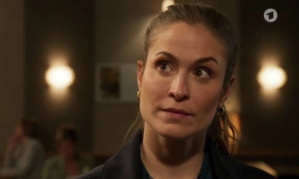 „Rote Rosen“: Abschied aus Lüneburg! SIE trifft eine Entscheidung, die ...